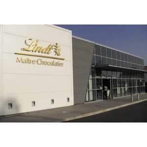 bluebox - Lindt Headquarters - Oloron-Sainte-Marie, France